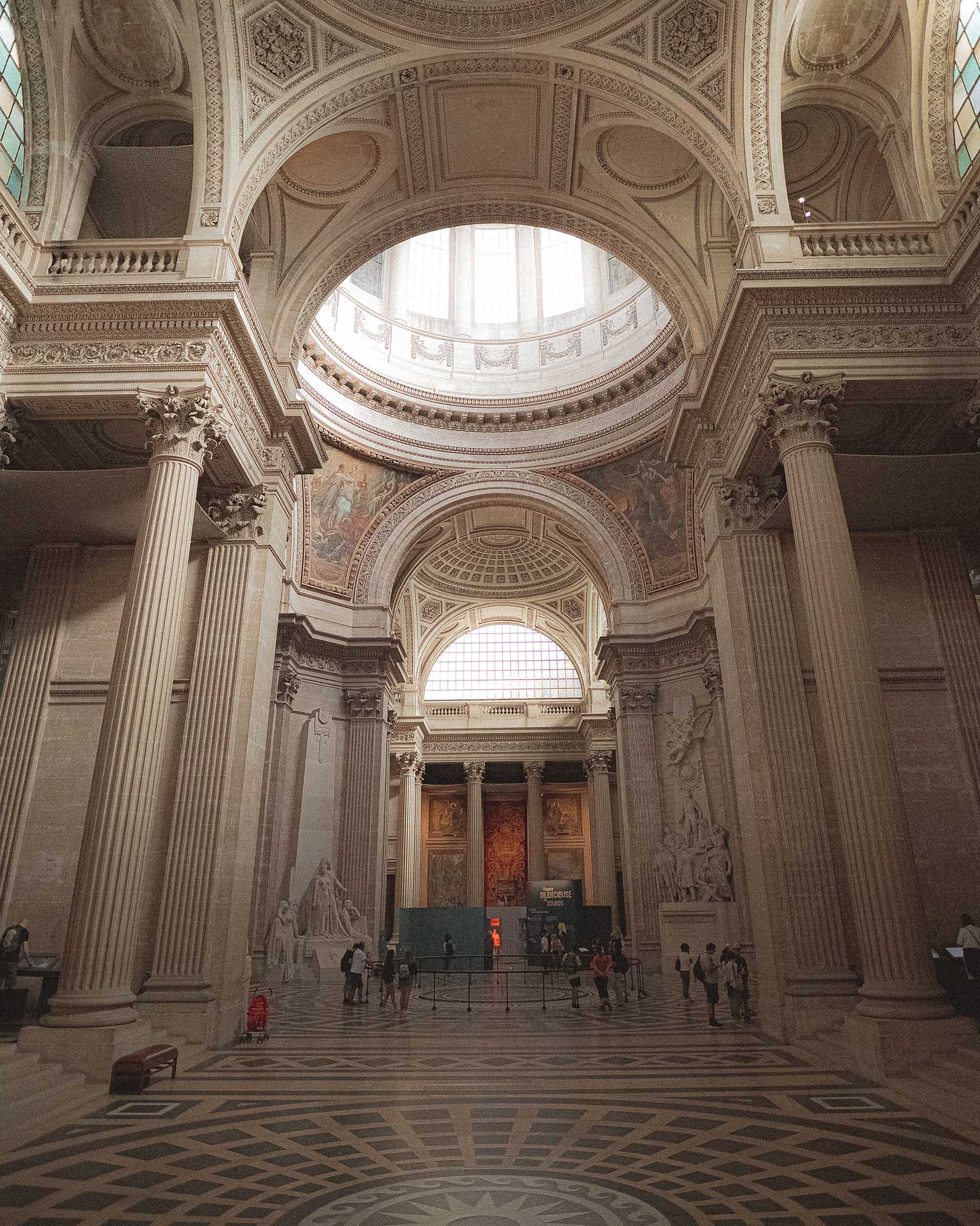 4 Days Paris Itinerary - The Perfect Vacation Plan